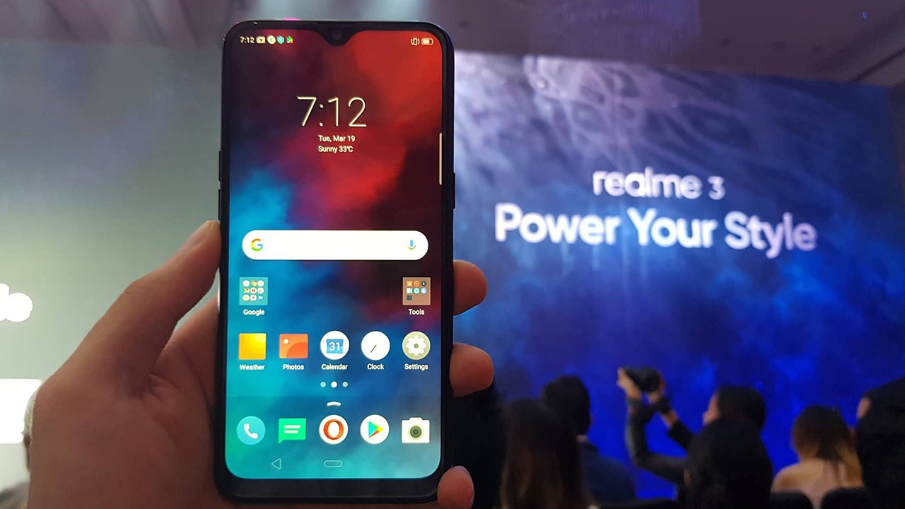 First Impressions and Price: Realme 3 - UnGeek
