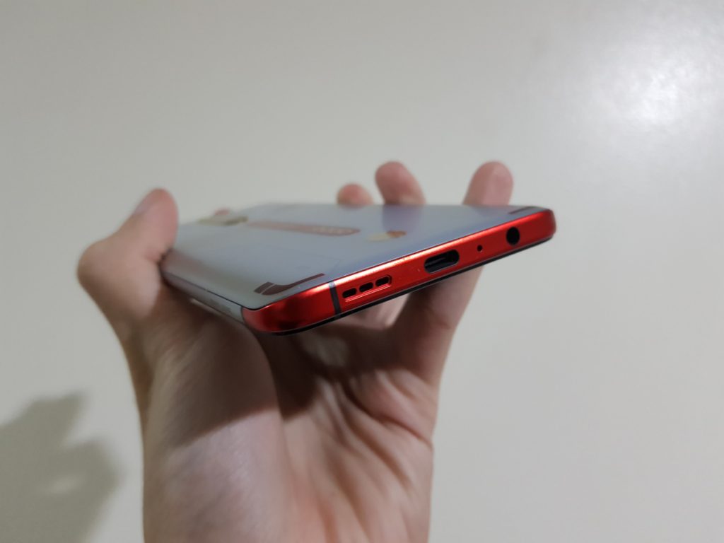 Unboxing the OPPO Reno Gundam Ace 40th Anniversary Edition - UnGeek