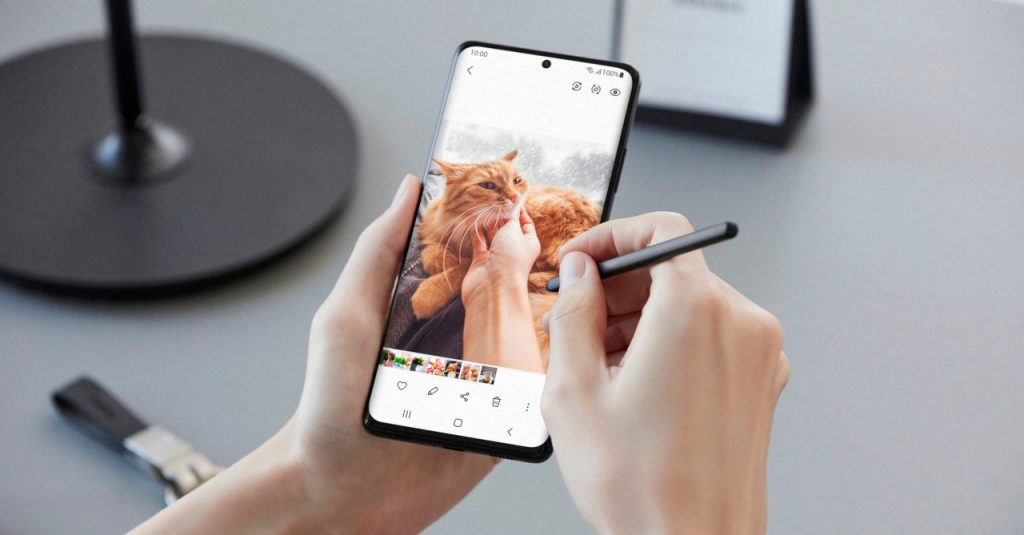 Samsung officially unveils the Galaxy S21, S21+, and S21 Ultra - UnGeek
